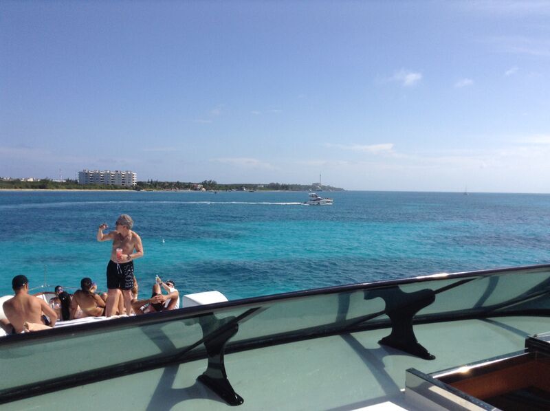 Retirement Parties | Yacht Charters Nassau